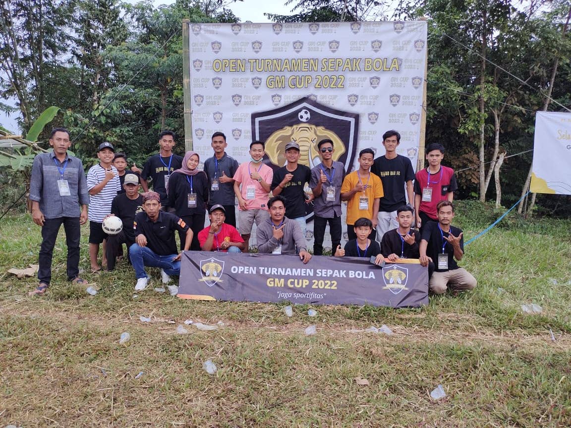 Pemuda Desa Ciakar Sukses Menggelar Turnamen Sepak Bola GM Cup 2022